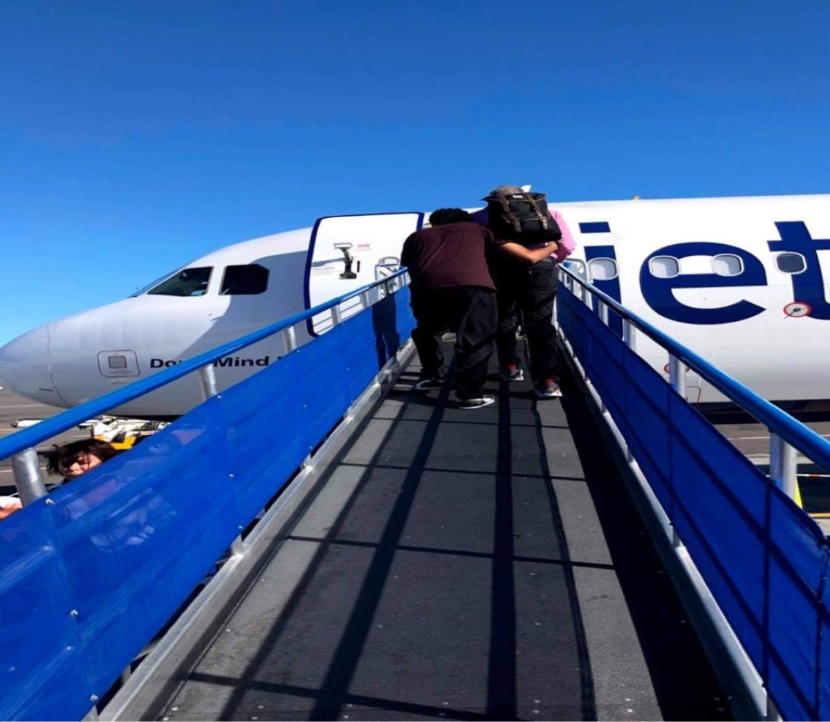 Airplanes and the Autistic » NeuroClastic